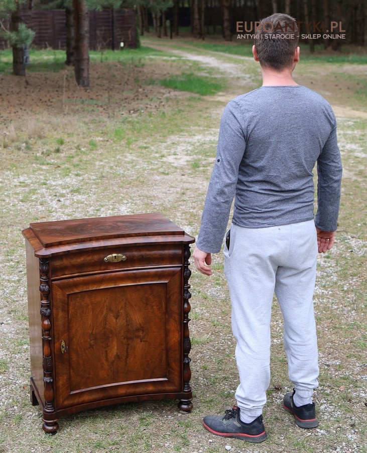 Półokrągła komoda antyczna z początku XX wieku – styl Biedermeier ...