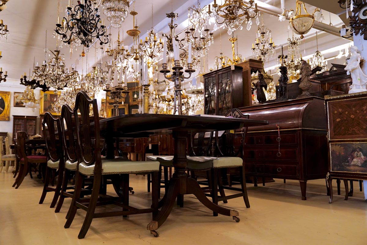 Antyczne lampy - Sklep z antykami i starociami – lampy, meble, dekoracje | EuroAntyki.pl